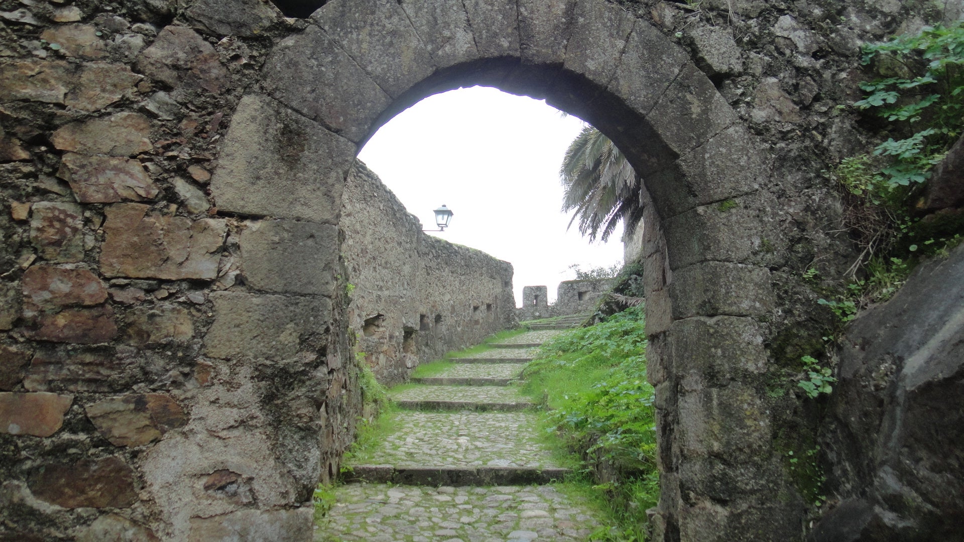 NUEVA VISITA AL CASTILLO DE ALBURQUERQUE | Los Tesoros de la Raya ...